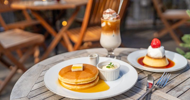 横浜中華街のど真ん中で本格コーヒーと喫茶メニューに舌鼓 「CHILULU COFFEE」でリラックスタイムを｜るるぶ&more.